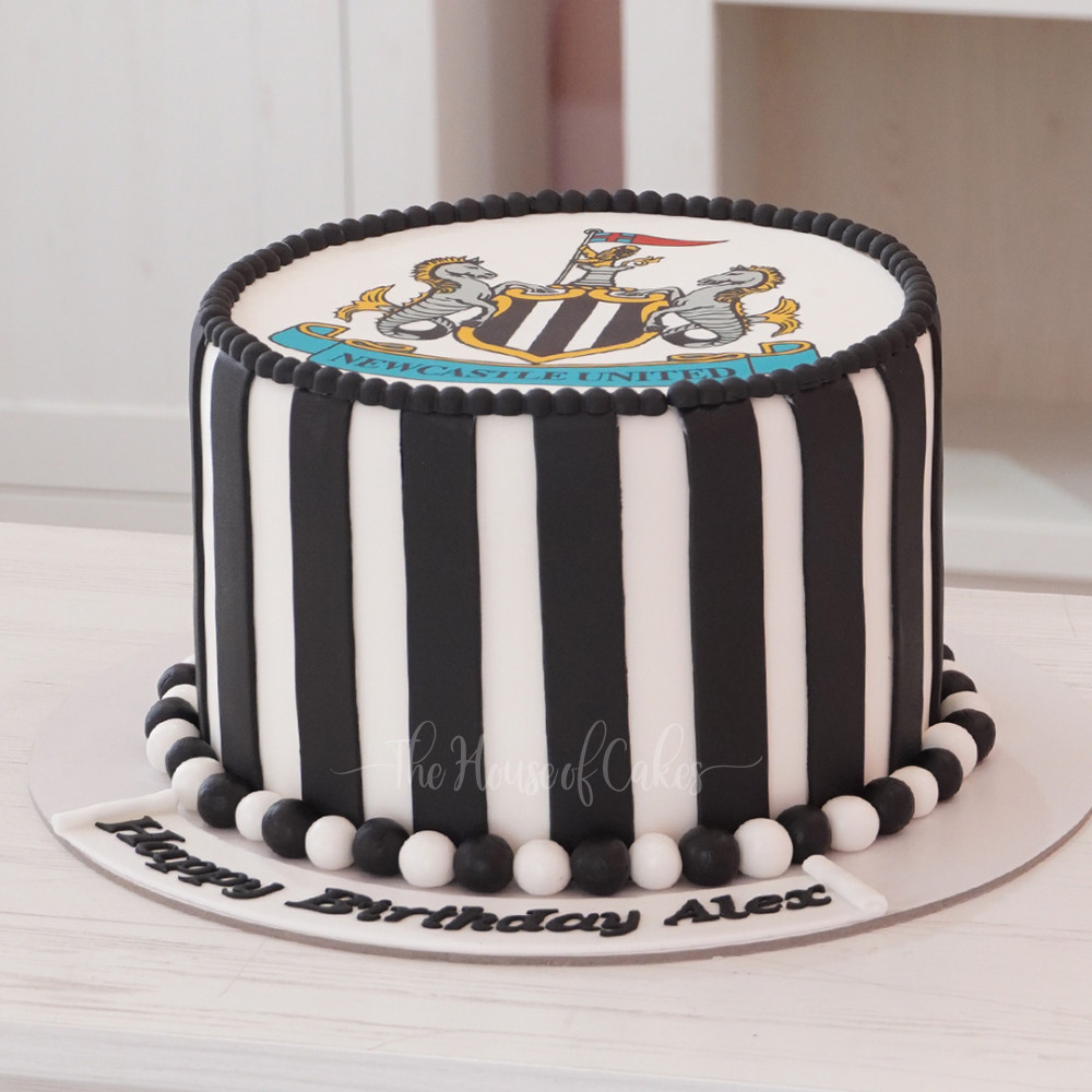 Newcastle united cake