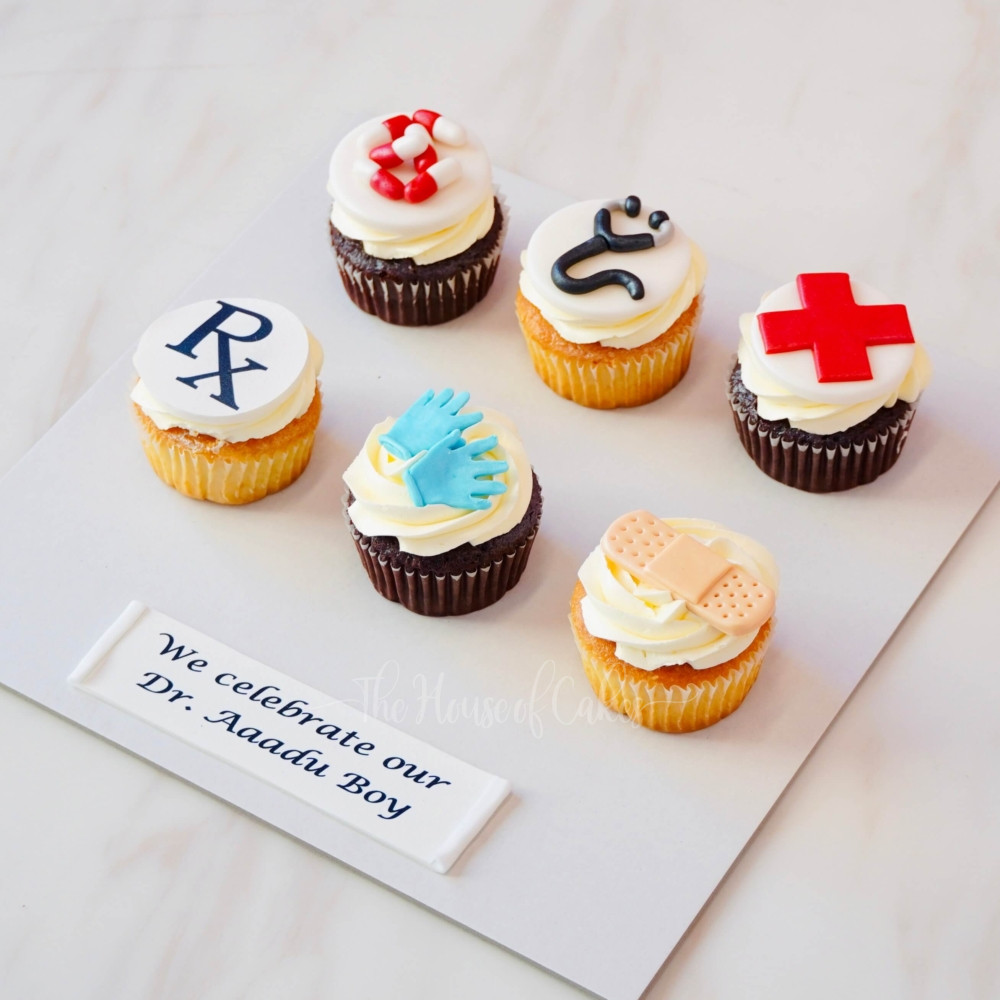 Medical Cupcakes for doctor | Doctor's cupcakes Dubai