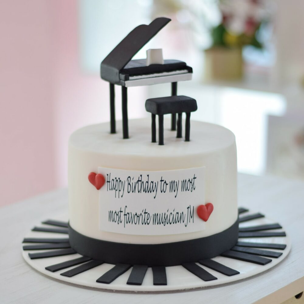Musical notes cake