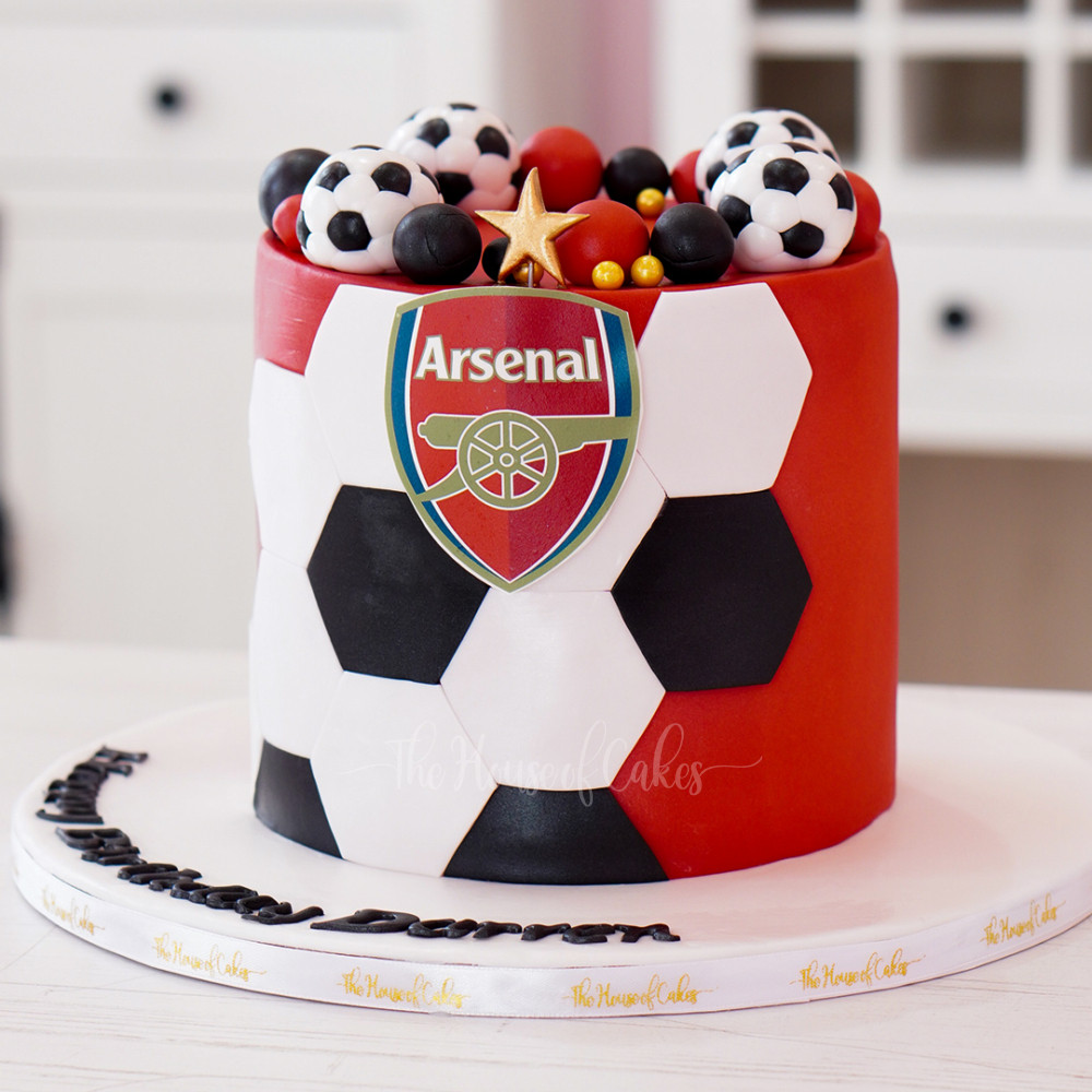 Football theme cake | Cakes in Dubai near me | Birthday Cake