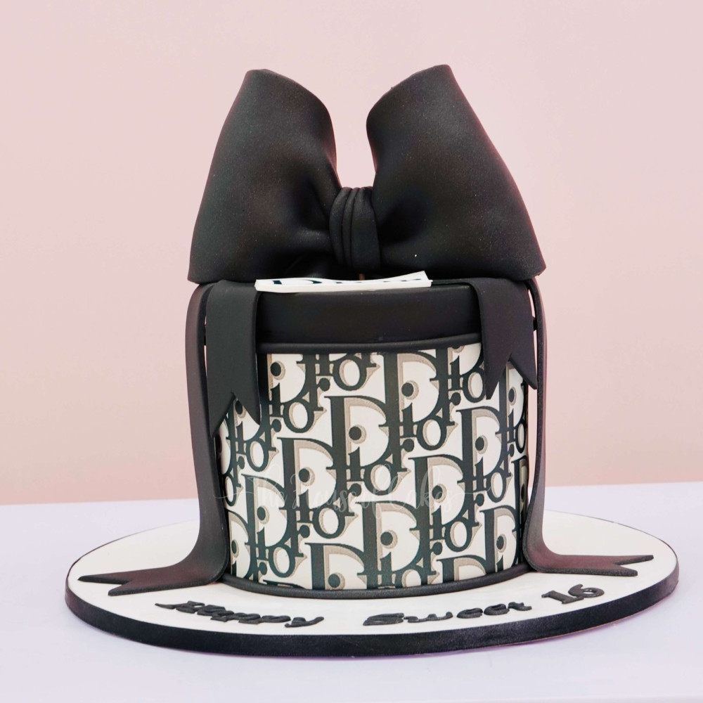 Dior Cakes - The House of Cakes Dubai