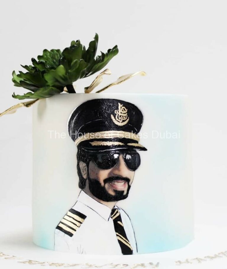 Cake with face drawing