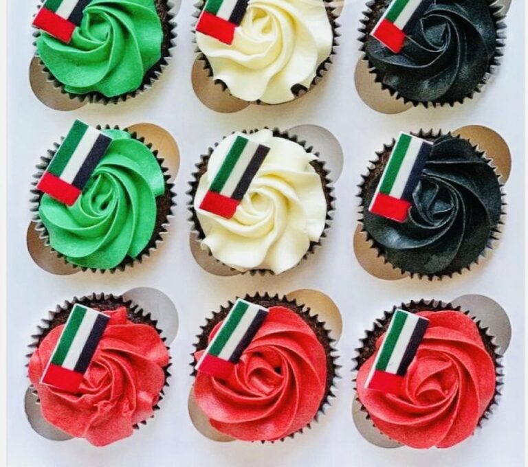 Decorated Birthday Cupcakes in Dubai | Cupcakes in Dubai