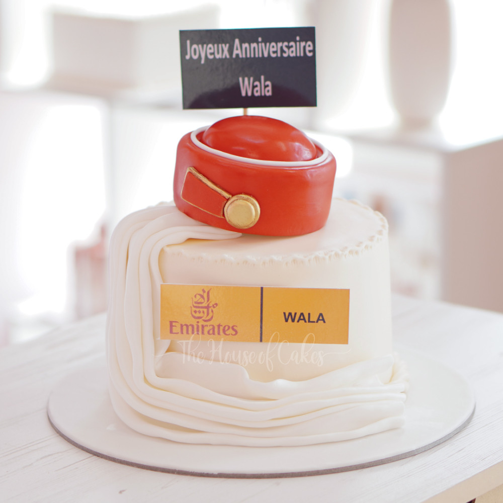 Emirates crew cake