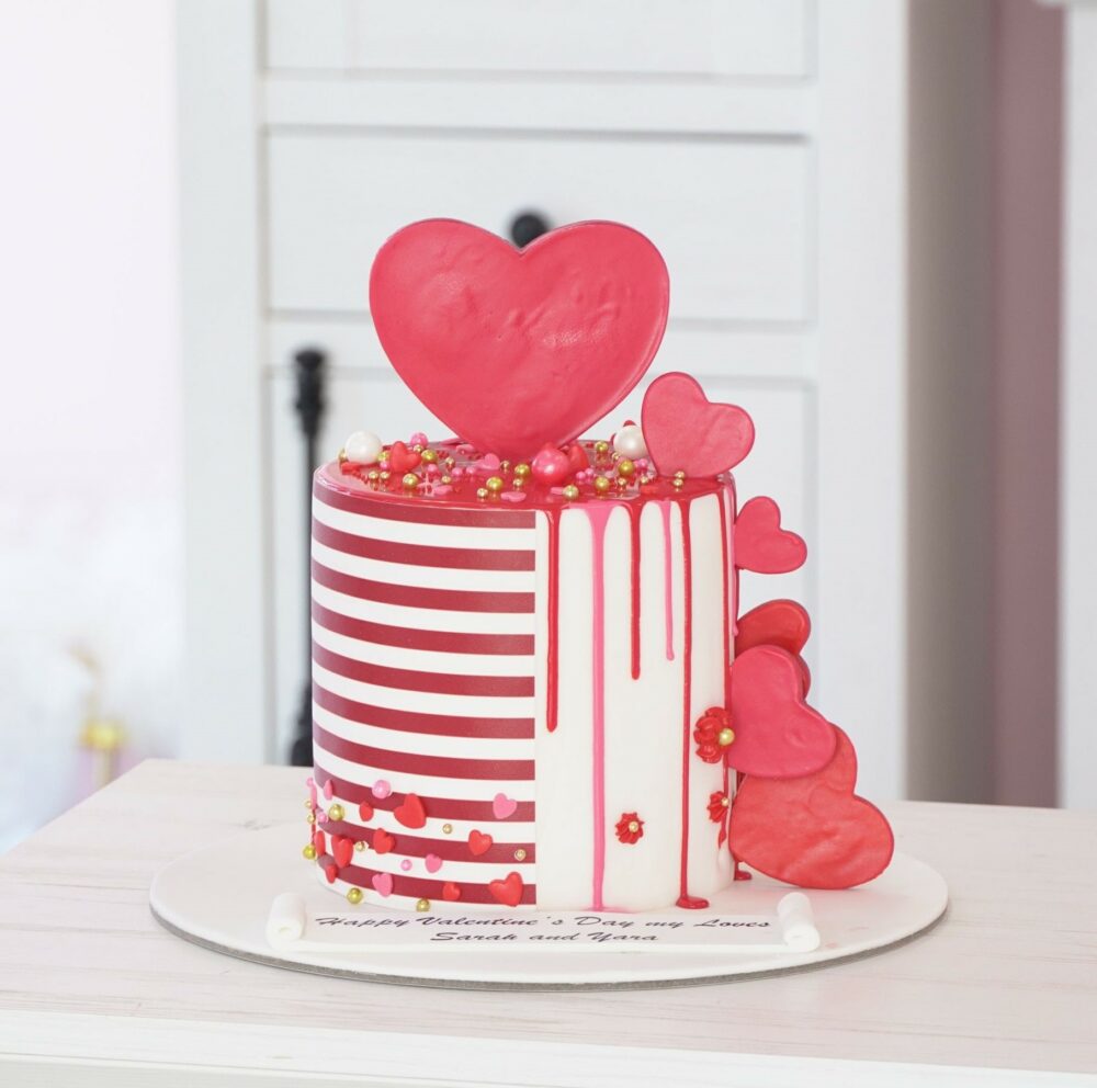 Valentine's day cake with hearts - The House of Cakes Dubai