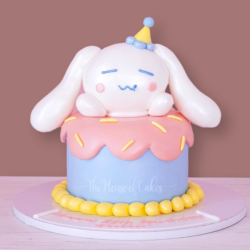 Vintage Cinnamoroll Cake - The House of Cakes Dubai