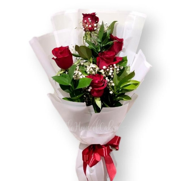 Elegant Red Rose Bouquet – Perfect for Love and Romance