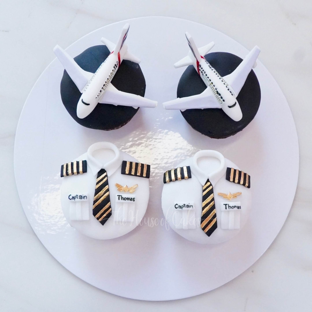 Set of 4 pilot cupcakes - The House of Cakes Dubai